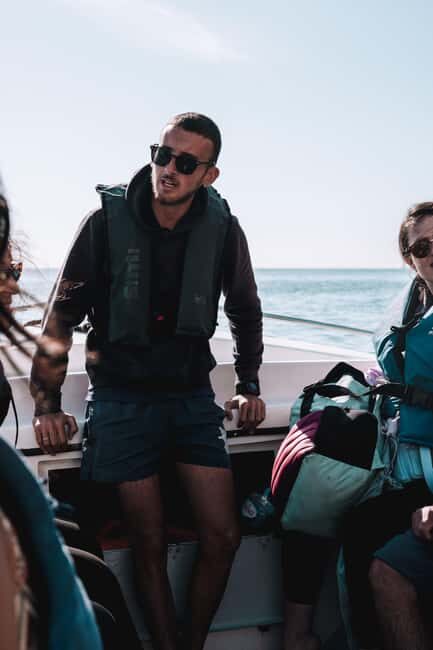 Benagil: Exclusive Private Boat Tour to the Caves with Swim - Practical Details and Tips