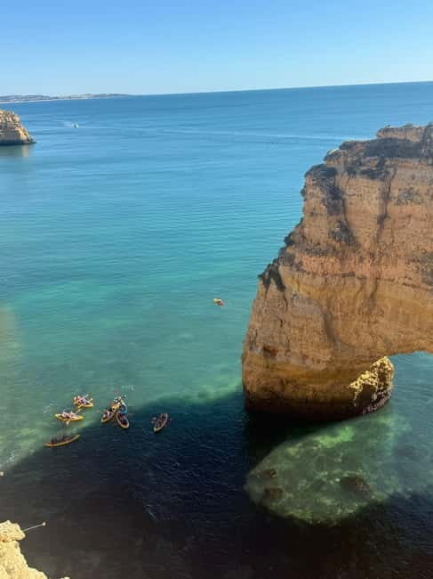 Benagil: Guided Kayak Tour inside caves and Praia da Marinha - The Guides: Knowledge and Friendliness Make the Difference