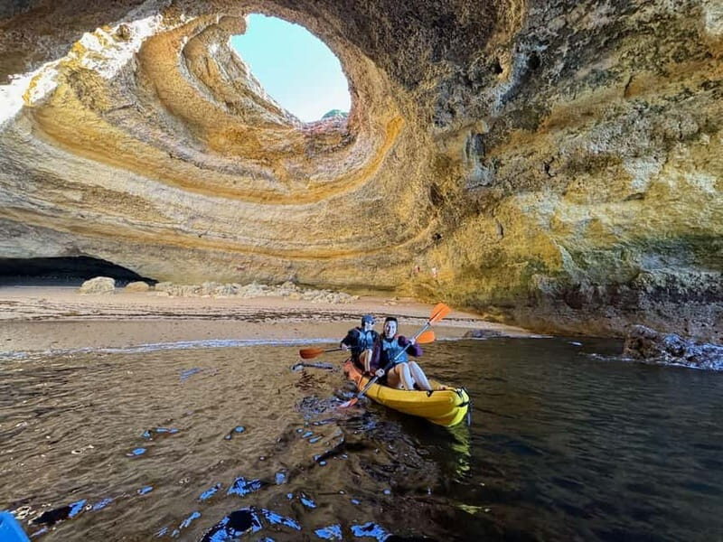 Benagil Kayak Tour: Explore Secret Caves with Licensed Guide - The Quality of the Guides and Small Groups