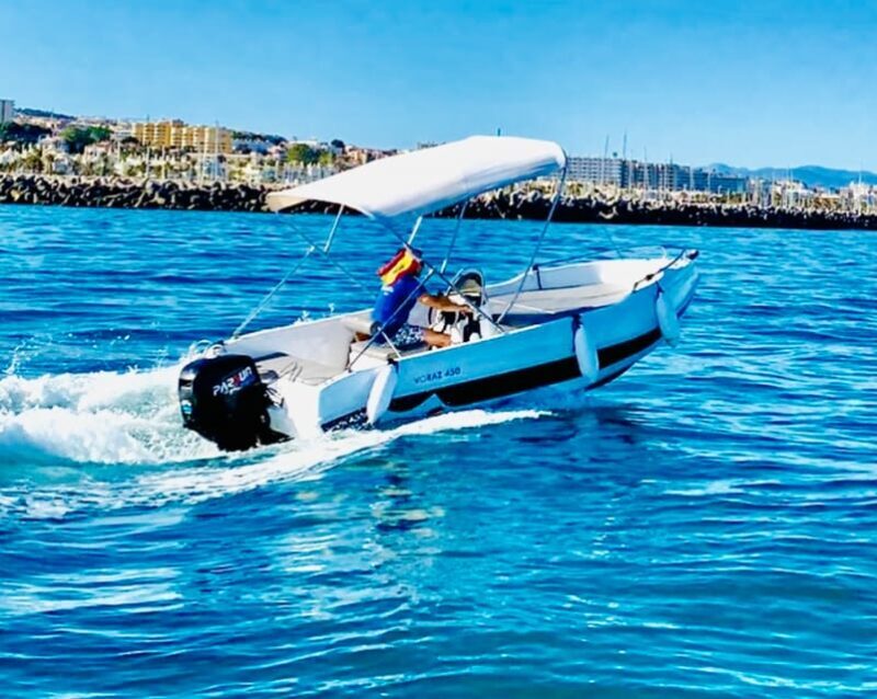 Benalmadena: 6-Seater Speedboat Rental Without a License - Key Points