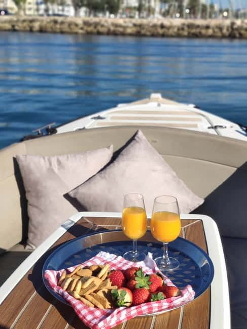 Benalmadena: Boat Rental with No License Required - FAQs