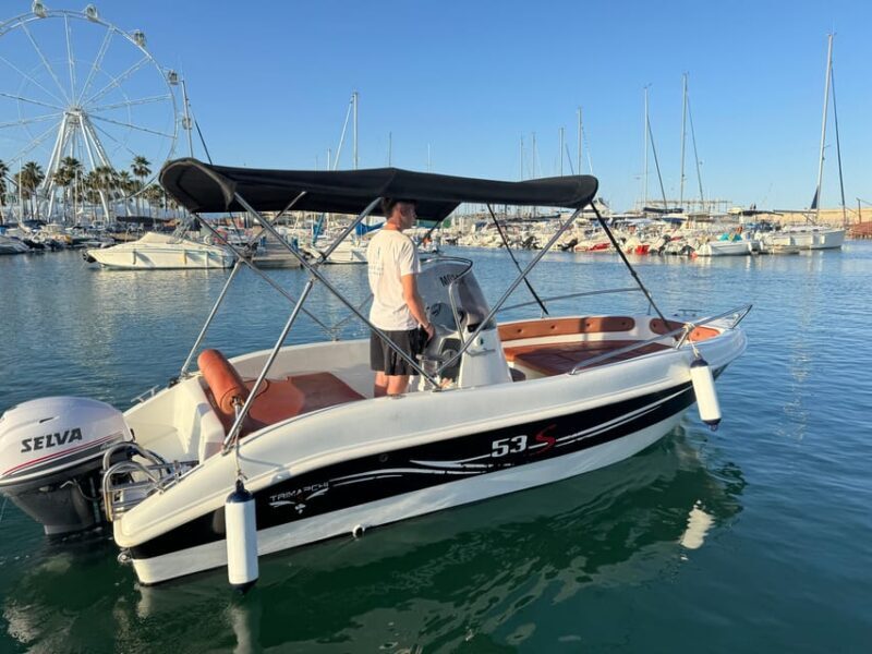Benalmádena: Boat Rental without License - FAQ