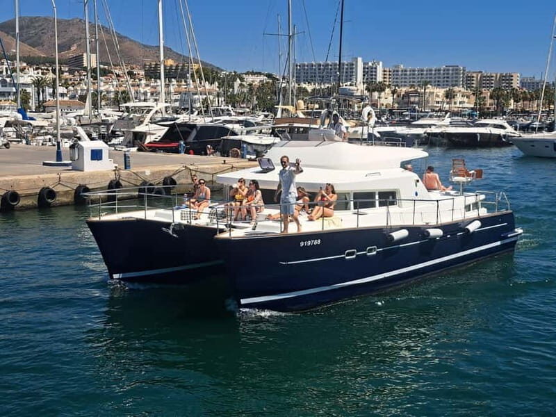 Benalmádena: Catamaran Cruise with Drinks and Swim Stop - Setting Sail from Benalmádena
