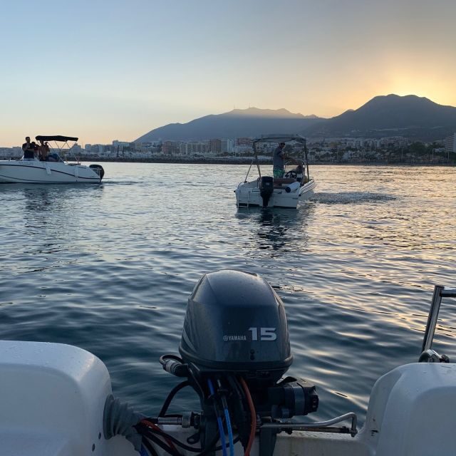 Benalmádena: Costa del Sol License-Free Boat Rental - Key Points