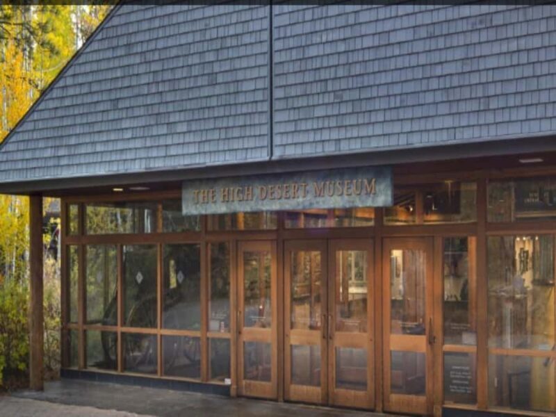 Bend: High Desert Museum Entry Ticket - Otters and Water Ecology