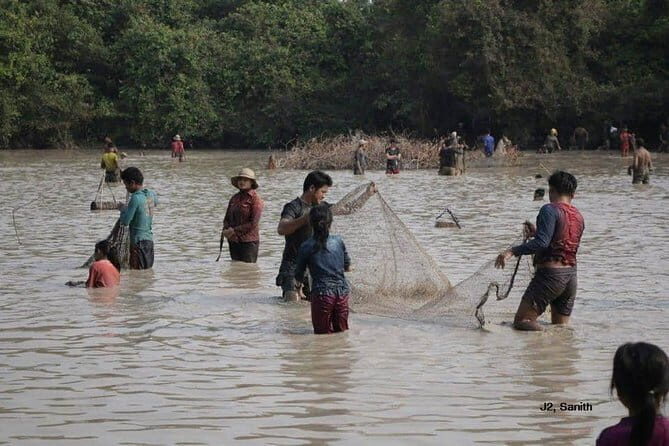 Beng Mealea & Floating Village with Airport Pick Up - Key Points