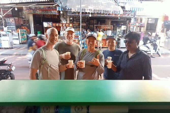 Bengaluru 2 to 3 hours Group Walking Tour with a Local - Key Points