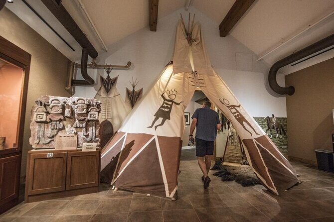 Bentonville Hop on Hop Off Culture Cruise - What to Expect From the Transport