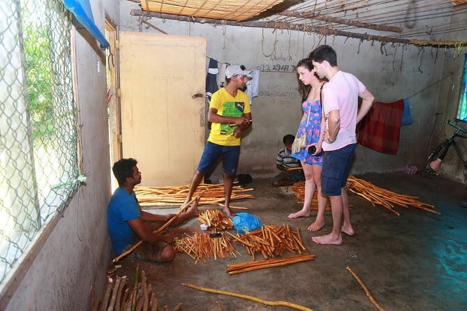 Bentota Countryside Tour by Classic Car - FAQ