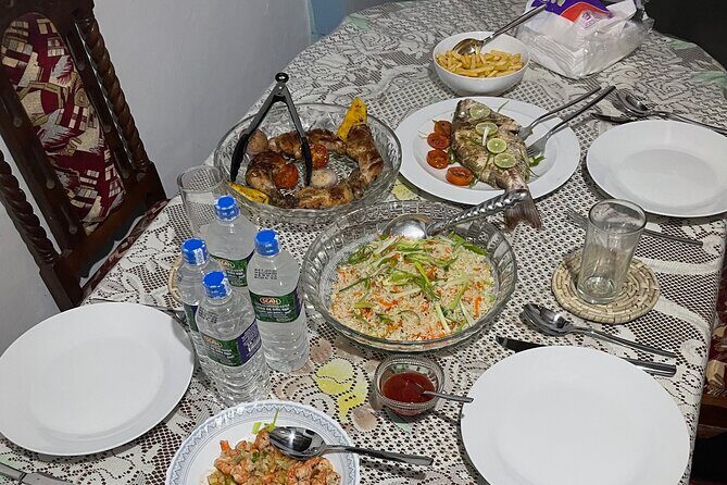 Bentota with River Safari, Waterfall, Temple and Teaplantation - Polgampola Waterfall: Refreshing Nature and Relaxation