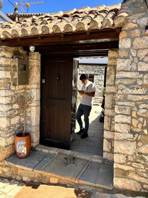 Berat City Center : Traditional Lunch/Dinner - FAQs