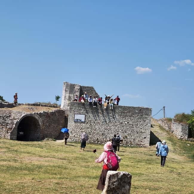 Berat City Tour - Cultural Walking Tour by 1001 AA - Exploring Berat: A City Steeped in History