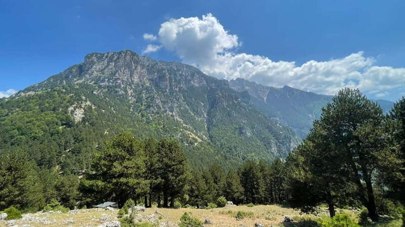 Berat: Tomorr Mountain and Lakes of Dardhë Day Trip - Exploring the Lakes of Dardhë