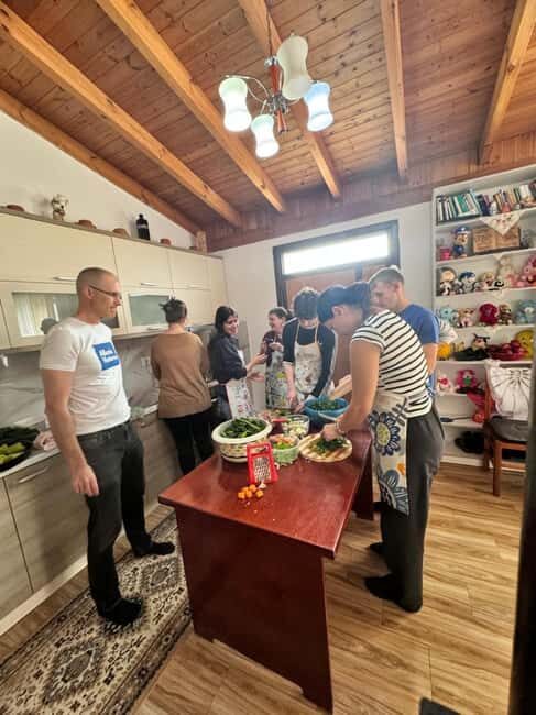 Berat: Traditional Cooking Class with Wine Tasting - What’s Included and How It Works