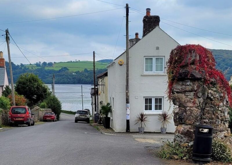 Bere Ferrers: Guided Walk to Tamerton Foliot - What Makes This Experience Stand Out