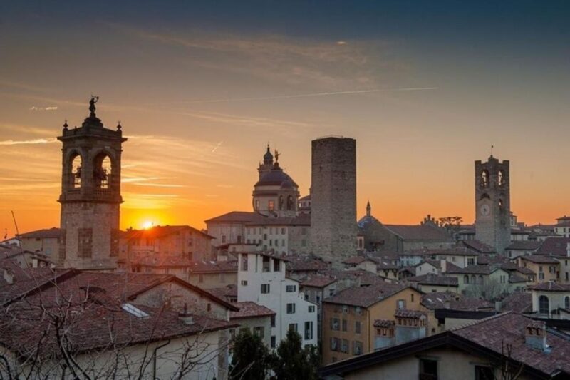 Bergamo : Highlights Private Walking Tour - The Sum Up