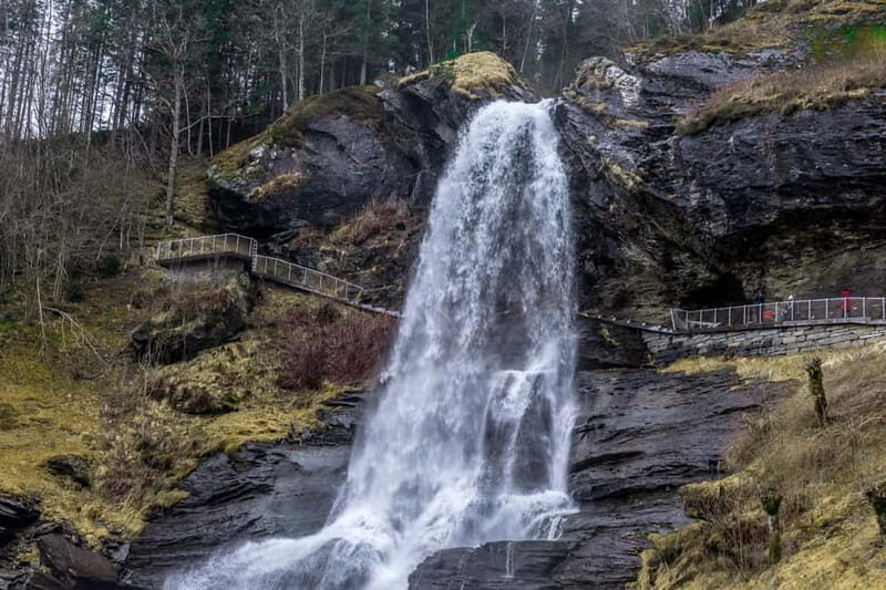 Bergen: Hardangerfjord Day Trip with Waterfalls - The Journey Begins: From Bergen to Kvamskogen and Beyond