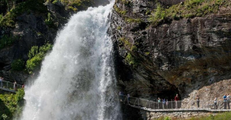 Bergen: Hardangerfjord, Voss Gondola & 3 Great Waterfalls - The Voss Gondola: A Mountain Top Marvel