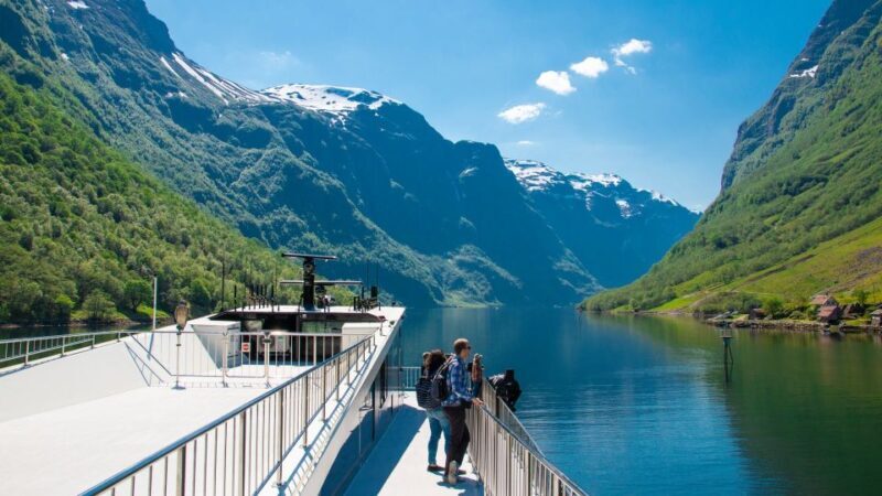 Bergen: Nærøyfjord Cruise and Flåm Railway Ride to Oslo - An In-Depth Look at the Bergen: Nærøyfjord & Flåm Railway Tour