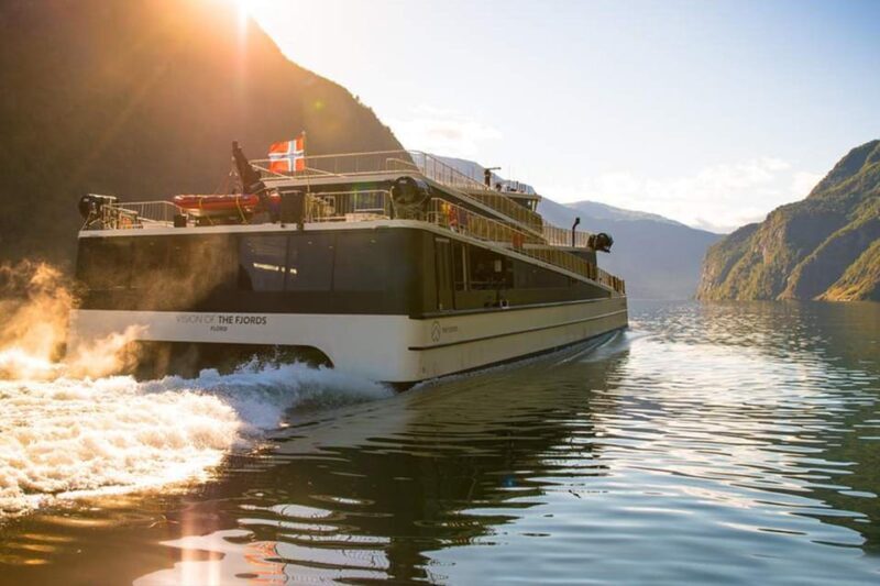 Bergen: Nærøyfjord Cruise & Flåm Railway Day Trip to Oslo - The Itinerary: A Deep Dive