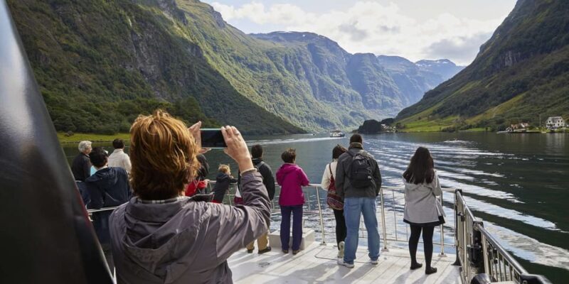 Bergen: Nærøyfjorden, Flåm, and Stegastein Guided Bus Tour - Final Thoughts