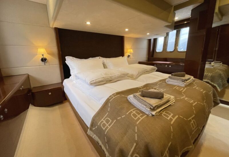 Bergen: Private Evening Yacht Cruise with Snacks and Wine - Practical Considerations