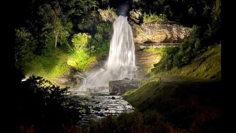 Bergen: Private Waterfalls and Wonders of Fjord Norway - The Guides: Knowledge and Personal Touch