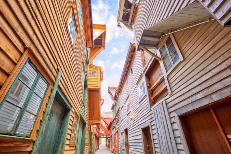 Bergen: Sightseeing Walking Tour with Ferry Ride - The Authenticity and Experience