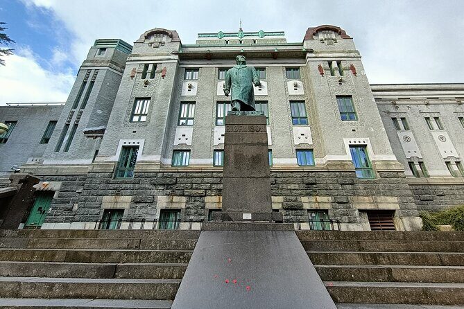 Bergen's Landmarks and History: A Self-Guided Audio Tour - Ending on a Cultural Note