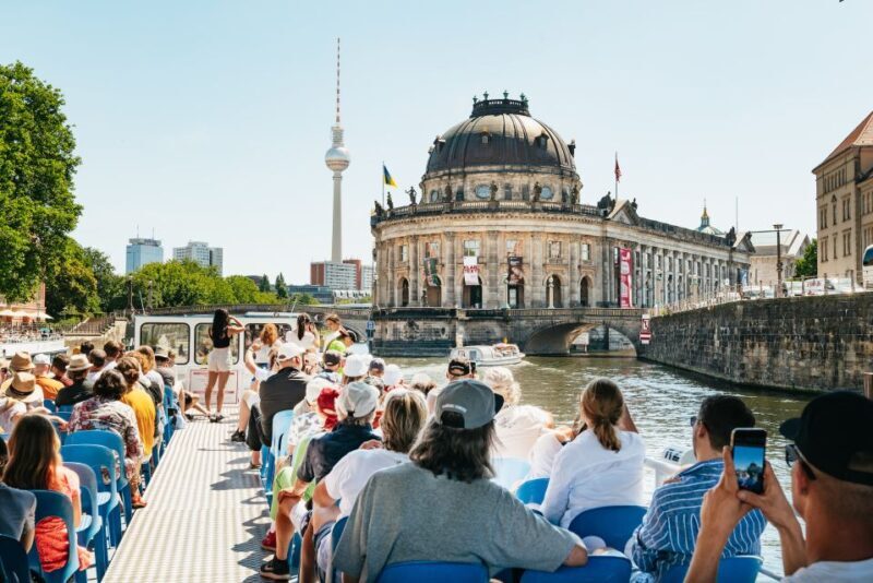 Berlin: 1-Hour City Tour by Boat with Guaranteed Seating - The Value of a Waterway Tour in Berlin