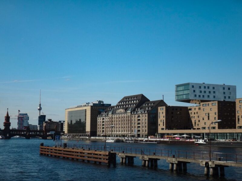 Berlin: 2.5-Hour East Side Boat Cruise with Commentary - Who This Tour Is Best For