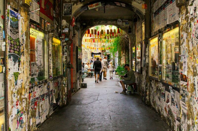 Berlin: Alternative Berlin Walking Tour - Exploring Berlin’s Alternative Vibe: A Walk Through City’s Edgier Side