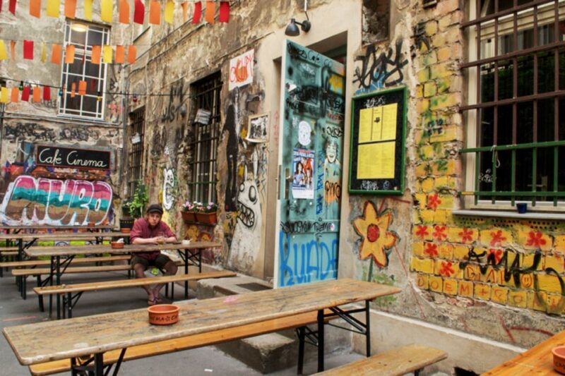 Berlin: Alternative Berlin Walking Tour - Authentic Encounters and Stories from Reviewers
