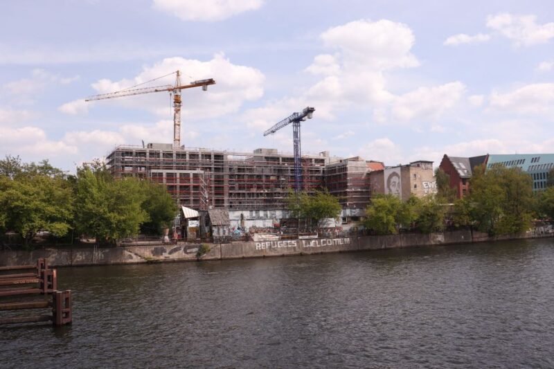 Berlin: Alternative Berlin Walking Tour - The Sum Up: Who Should Consider This Tour?