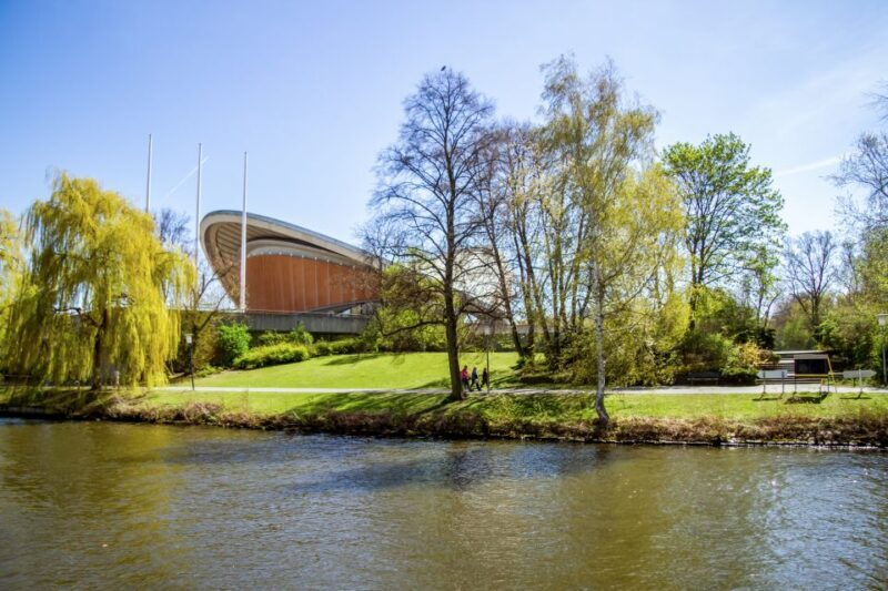 Berlin: Boat Tour Along the River Spree - FAQ