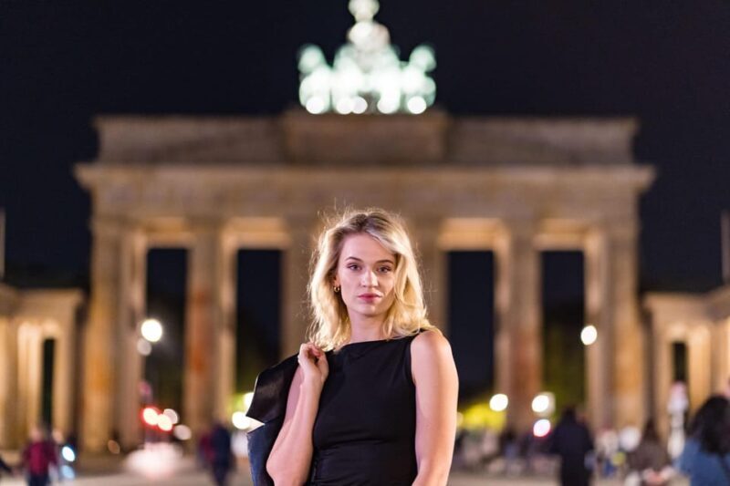 Berlin by Night: Private Photoshoot at Illuminated Cityscape - What’s Included and What You Get