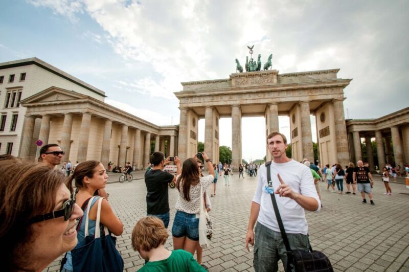 Berlin: City Center Walking Tour - FAQ