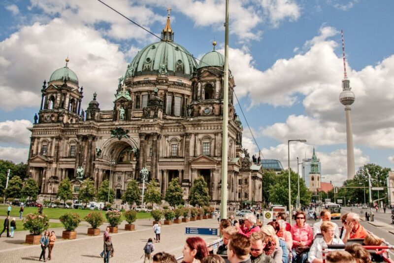 Berlin: City Sightseeing Hop-On Hop-Off Bus Tour - FAQ
