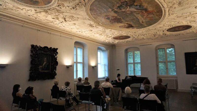 Berlin: Classical concerts in the Köpenick Palace - Aurorasaal - The Value of the Experience
