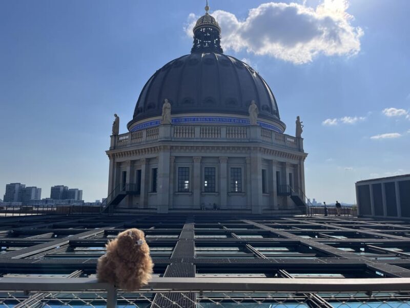 Berlin: Cold War Private Walking Tour - Key Points