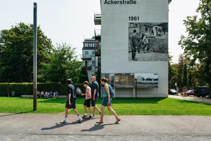 Berlin: Cold War Walking Tour on Berlin Wall Route - Key Points