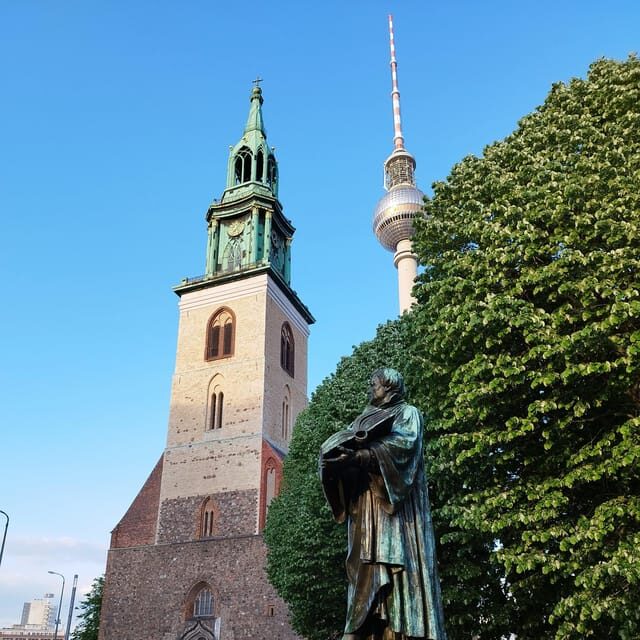 Berlin (E)Bike Tour Historical Highlights in Small groups - Who Will Love This Tour?