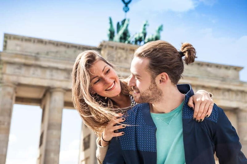 Berlin Essentials: Private Photoshoot at Berlin's top sites - The Photography Quality and Style
