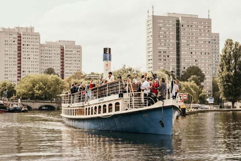 Berlin: Evening JAZZ Cruise with "Markus Ehrlichs" Jazz Trio - Final Words