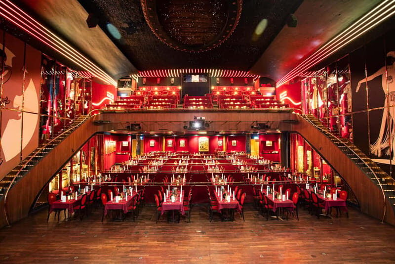 Berlin: "Flying Lights"  including Flying Steps  variety show - FAQ