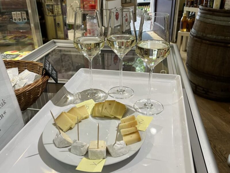 Berlin: Gourmet Food & Cultural Walking Tour - Group Dynamics, Duration, and Price