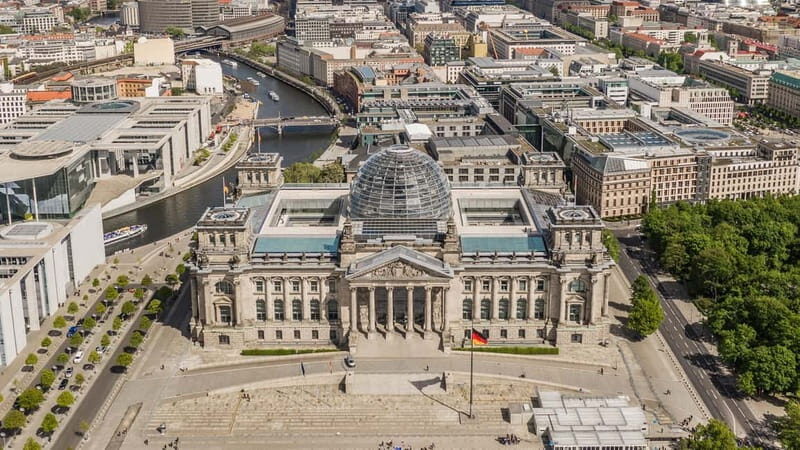 Berlin-government district and visit to the Reichstag dome - Practical Details and Tips