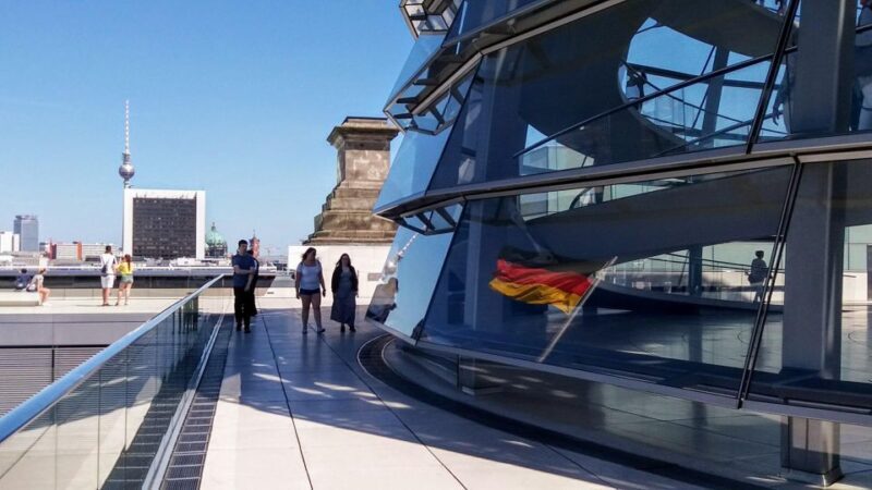 Berlin: Government District Tour and Reichstag Dome Visit - The Itinerary in Detail