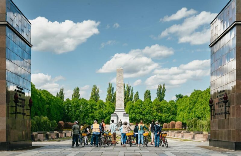 Berlin: Green City Guided Bike Tour - What to Expect on the Ride