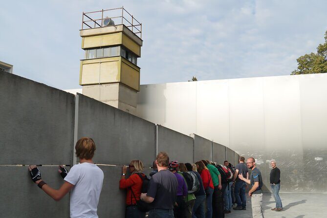 Berlin: Guided Bike tour of the Berlin Wall and Third Reich - FAQ